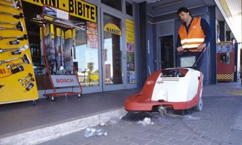 ASPIRATEUR / BALAYEUSE